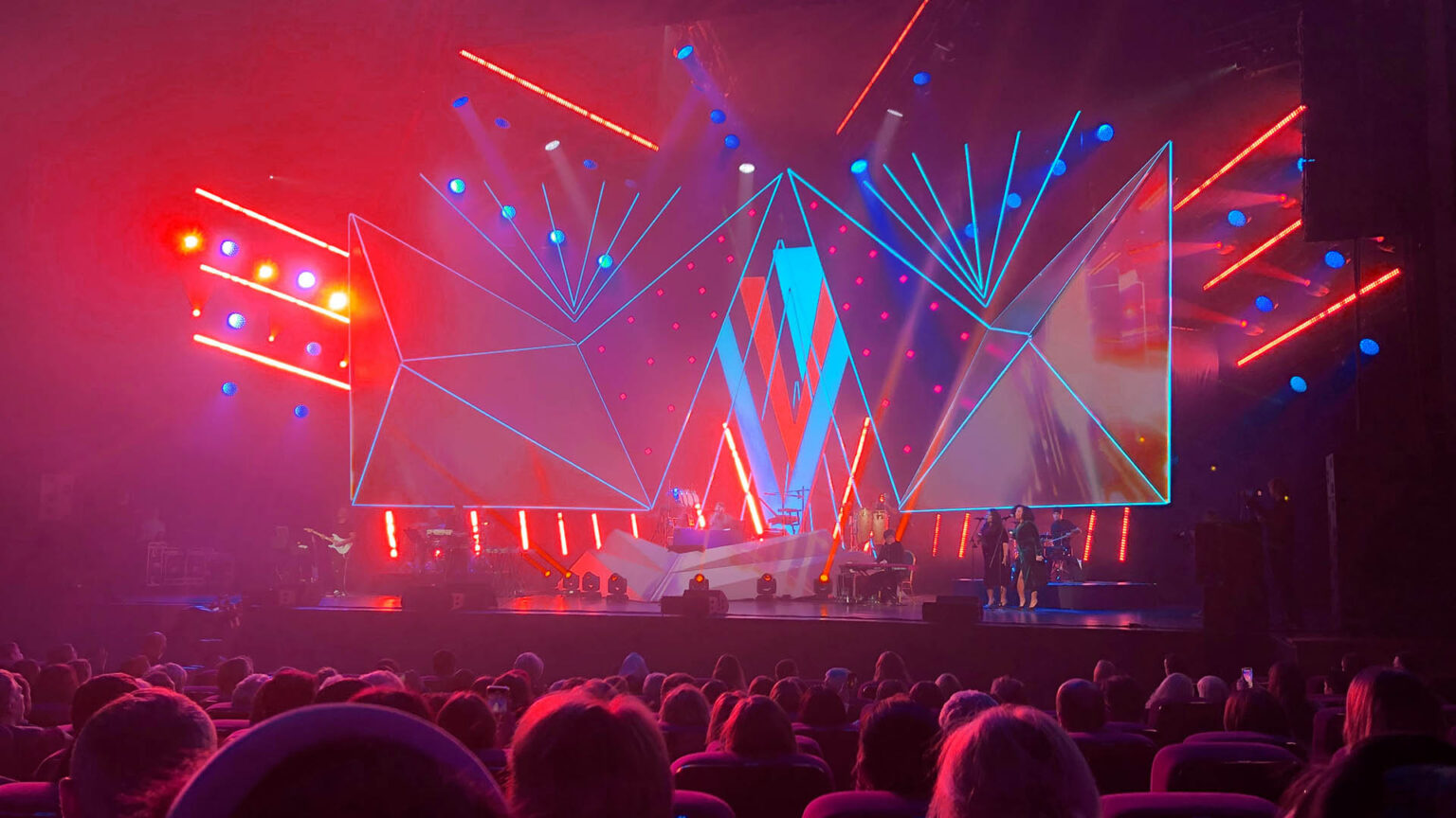 Audio Visual System Design Guide for Churches - Brilliance AV