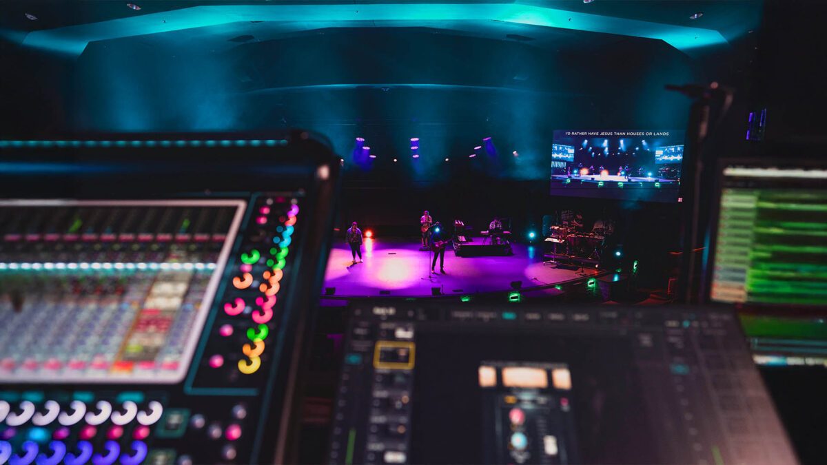Mono vs Stereo Audio Systems: Which is Right for Your Church ...