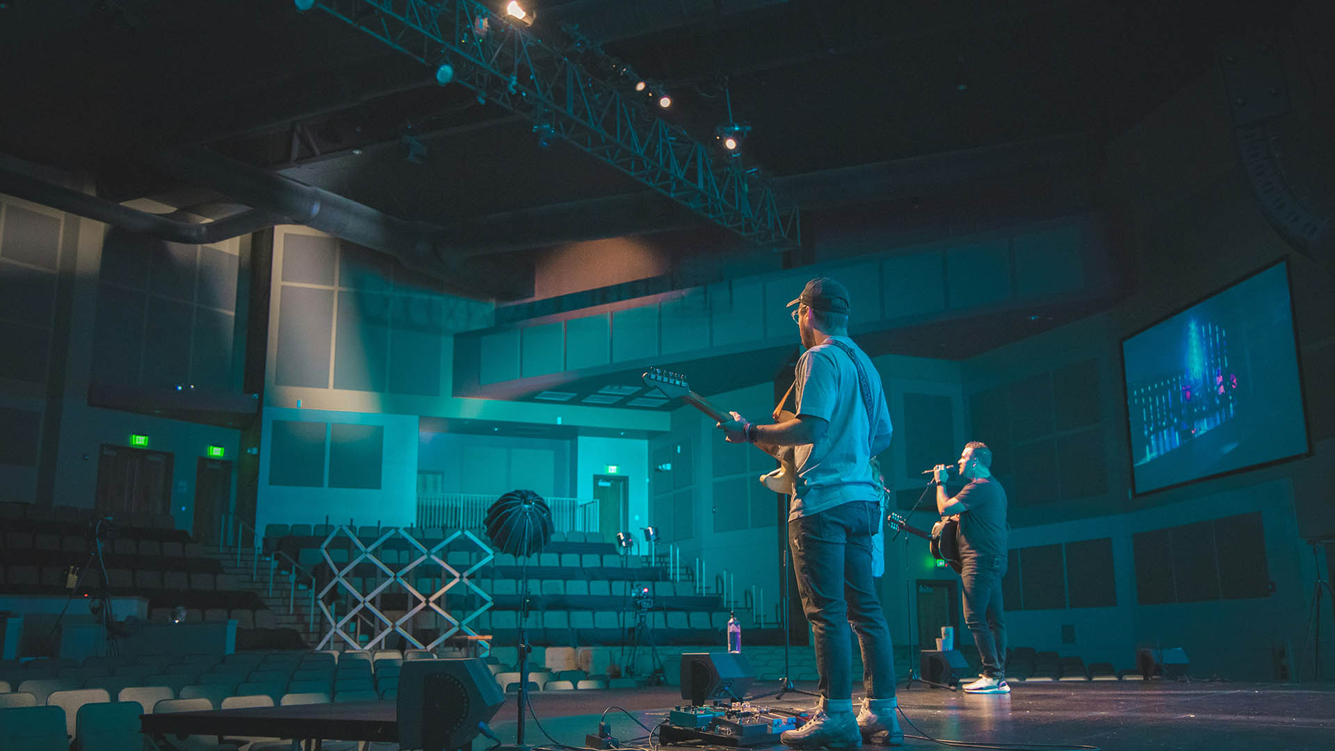 Should Your Arizona Church Buy or Rent AV Equipment for Worship ...